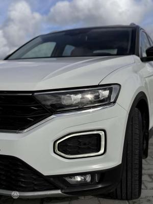 Balts Volkswagen T-Roc 2018 Klaipėda, ar dzinēja tilpumu 1.50 L un nobraukumu 219 tūkst. km par 12000 €, foto 3 vietnē AUTOMOTO.COM.LV