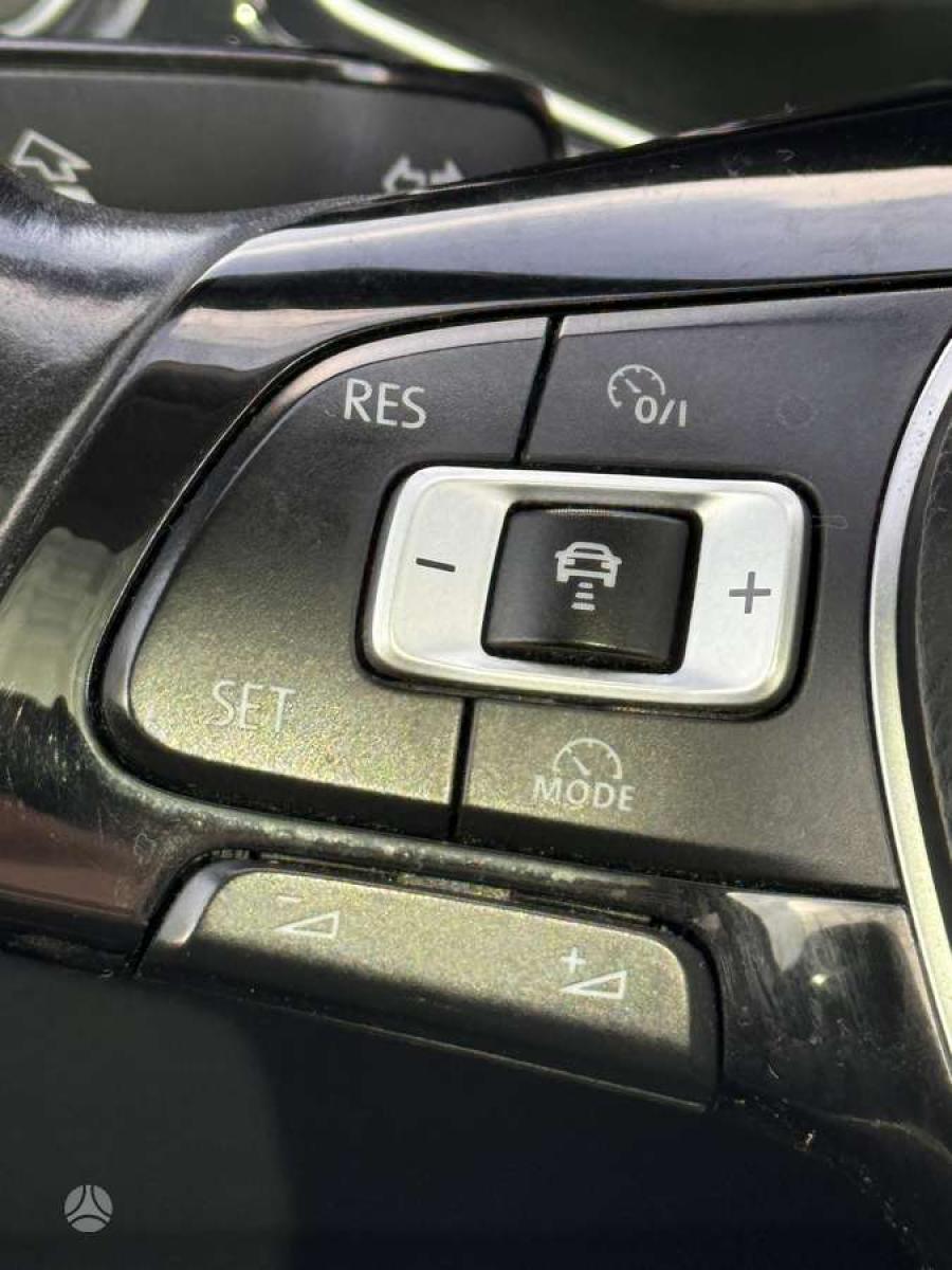 Balts Volkswagen T-Roc 2018 Klaipėda, ar dzinēja tilpumu 1.50 L un nobraukumu 219 tūkst. km par 12000 €, foto 15 vietnē AUTOMOTO.COM.LV