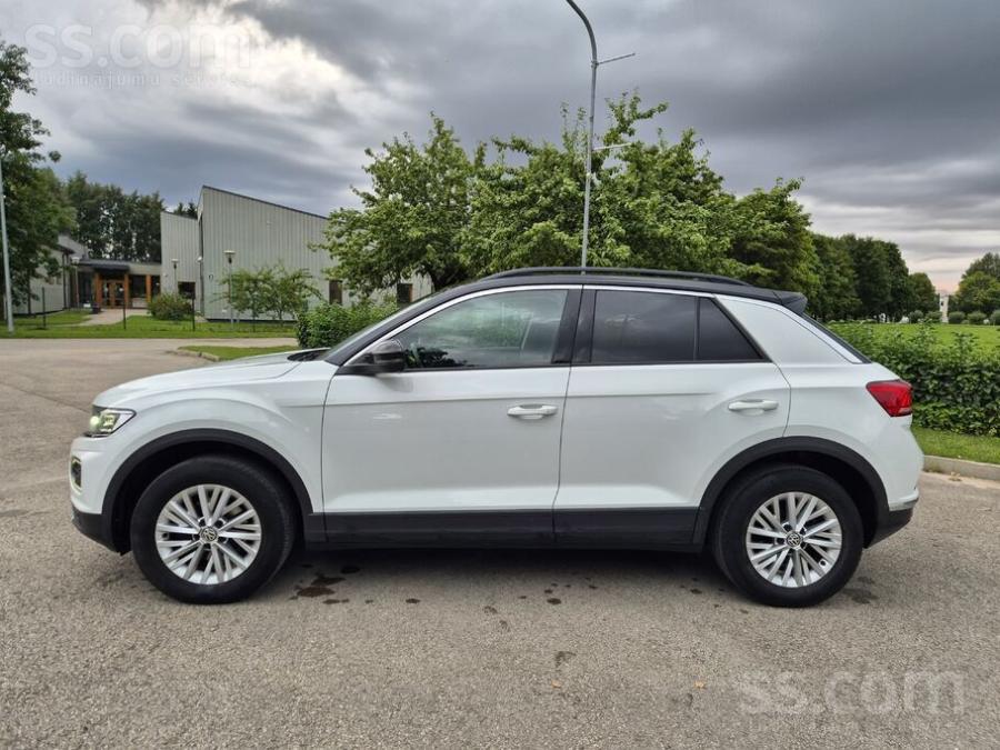 Balts Volkswagen T-Roc 2019 Rīga, ar dzinēja tilpumu 1.50 L un nobraukumu 183 tūkst. km par 15000 €, foto 3 vietnē AUTOMOTO.COM.LV