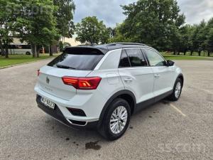 Balts Volkswagen T-Roc 2019 Rīga, ar dzinēja tilpumu 1.50 L un nobraukumu 183 tūkst. km par 15000 €, foto 6 vietnē AUTOMOTO.COM.LV