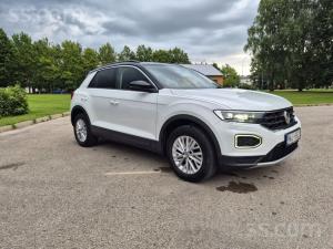 Balts Volkswagen T-Roc 2019 Rīga, ar dzinēja tilpumu 1.50 L un nobraukumu 183 tūkst. km par 15000 €, foto 8 vietnē AUTOMOTO.COM.LV