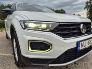 Balts Volkswagen T-Roc 2019 Rīga, ar dzinēja tilpumu 1.50 L un nobraukumu 183 tūkst. km par 15000 €, foto 10 vietnē AUTOMOTO.COM.LV