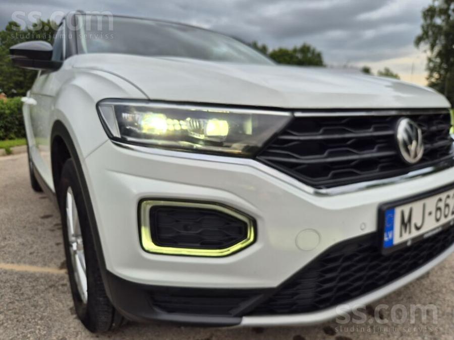 Balts Volkswagen T-Roc 2019 Rīga, ar dzinēja tilpumu 1.50 L un nobraukumu 183 tūkst. km par 15000 €, foto 10 vietnē AUTOMOTO.COM.LV