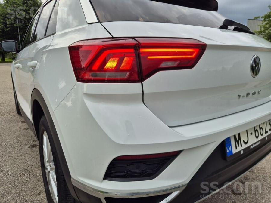 Balts Volkswagen T-Roc 2019 Rīga, ar dzinēja tilpumu 1.50 L un nobraukumu 183 tūkst. km par 15000 €, foto 11 vietnē AUTOMOTO.COM.LV