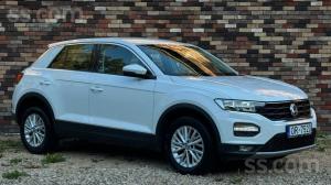 White Volkswagen T-Roc 2020 in Riga, with an engine capacity of 2.00 L and mileage of 168 thousand km for 15000 €, photo  on AUTOMOTO.COM.LV