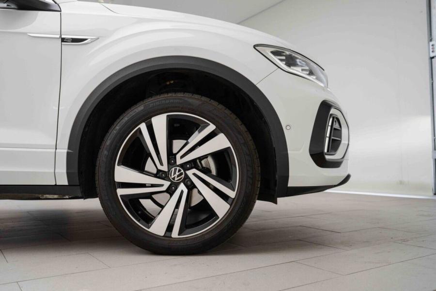 Balts Volkswagen T-Roc 2023 Peetri, ar dzinēja tilpumu 1.50 L un nobraukumu 23 tūkst. km par 29600 €, foto 15 vietnē AUTOMOTO.COM.LV