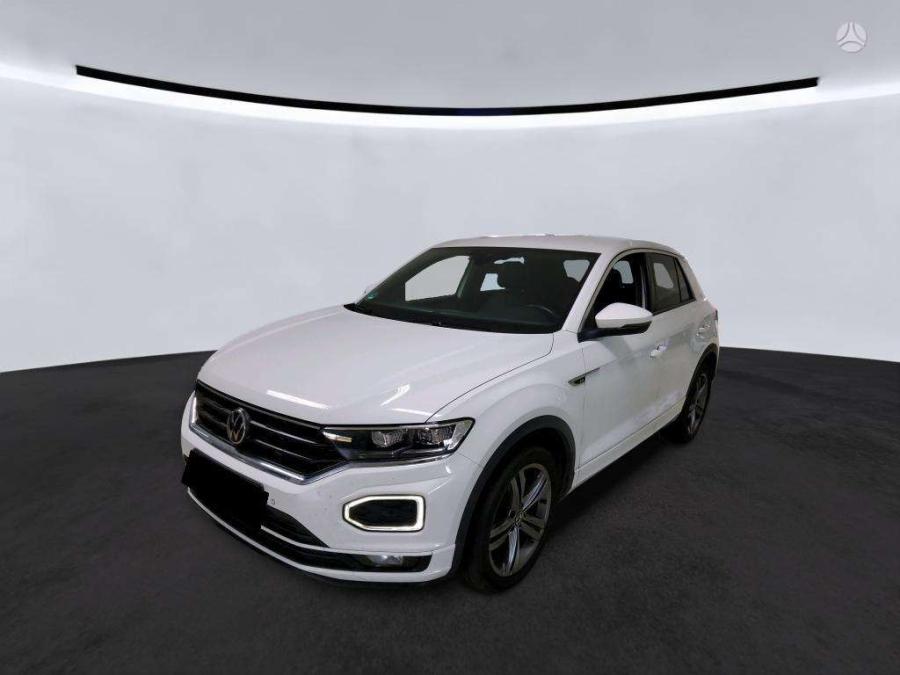 Balts Volkswagen T-Roc 2021 Viļņa, ar dzinēja tilpumu 1.50 L un nobraukumu 71 tūkst. km par 23714 €, foto 1 vietnē AUTOMOTO.COM.LV
