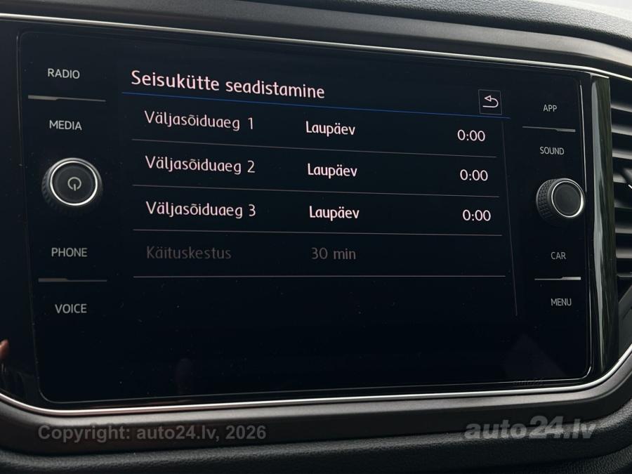 Белый Фольксваген Ти-Рок 2018 в Пярну, объемом двигателя 1.50 л и пробегом 51 тыс. км за 18900 €, фото 12 на AUTOMOTO.COM.LV