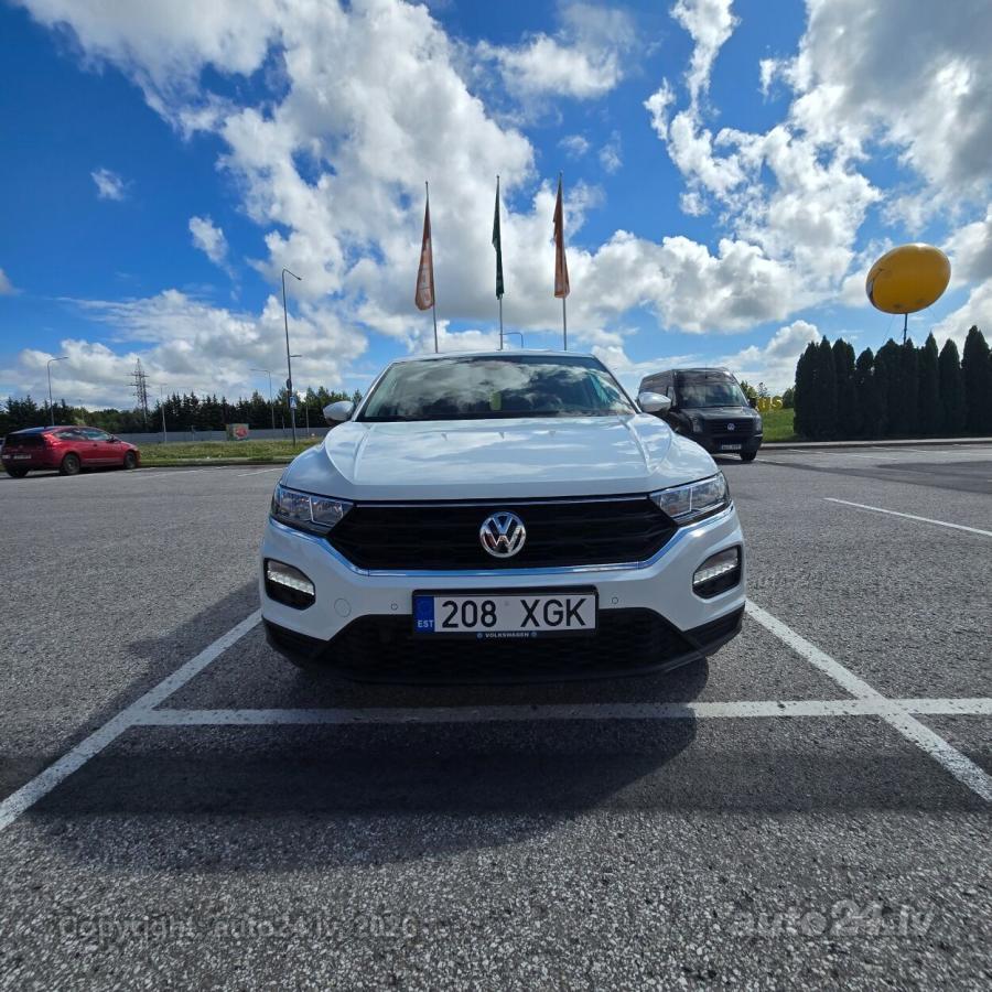 Balts Volkswagen T-Roc 2019 Tartu, ar dzinēja tilpumu 1.60 L un nobraukumu 191 tūkst. km par 14500 €, foto 2 vietnē AUTOMOTO.COM.LV