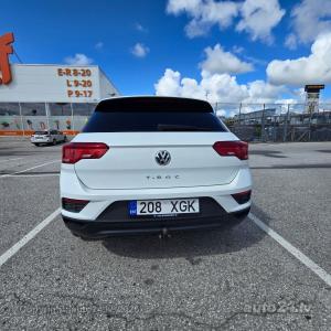Balts Volkswagen T-Roc 2019 Tartu, ar dzinēja tilpumu 1.60 L un nobraukumu 191 tūkst. km par 14500 €, foto 6 vietnē AUTOMOTO.COM.LV