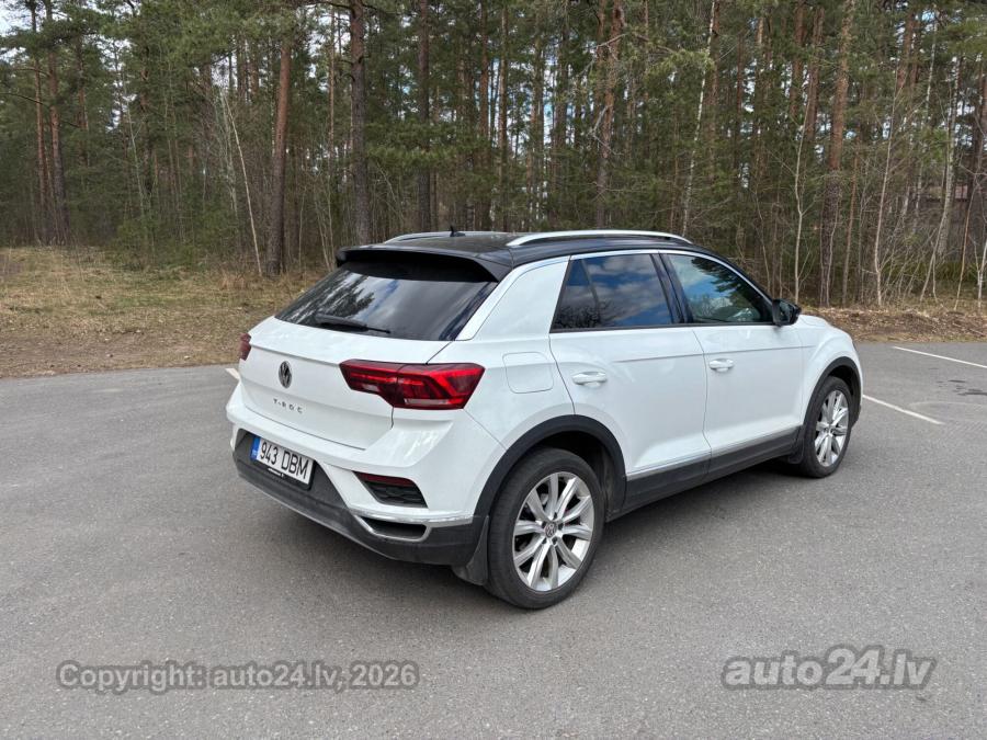 Balts Volkswagen T-Roc 2019 Tallina, ar dzinēja tilpumu 2.00 L un nobraukumu 83 tūkst. km par 18000 €, foto 4 vietnē AUTOMOTO.COM.LV