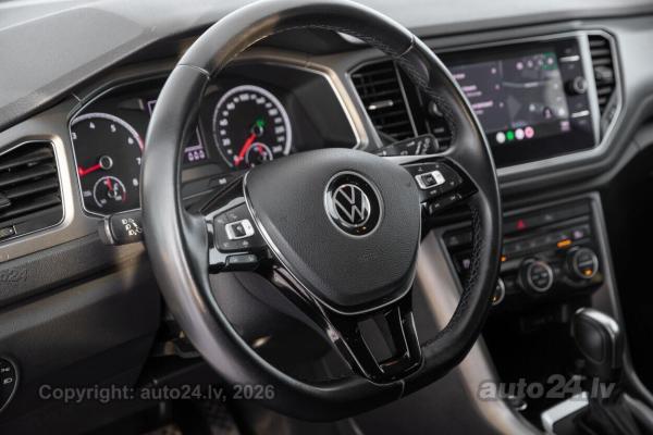 White Volkswagen T-Roc 2020 in Tartu, with an engine capacity of 1.50 L and mileage of 56 thousand km for 21900 €, photo 6 on AUTOMOTO.COM.LV