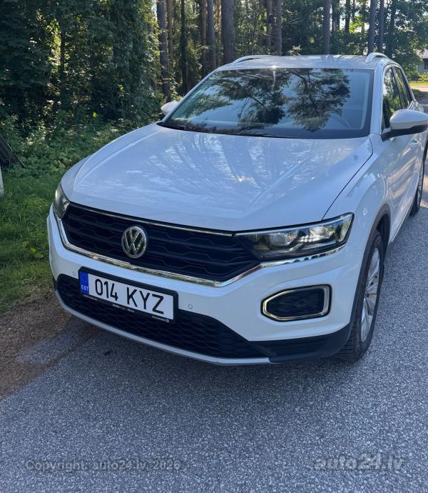 Balts Volkswagen T-Roc 2020 Tallina, ar dzinēja tilpumu 2.00 L un nobraukumu 141 tūkst. km par 19900 €, foto 1 vietnē AUTOMOTO.COM.LV