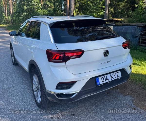 Balts Volkswagen T-Roc 2020 Tallina, ar dzinēja tilpumu 2.00 L un nobraukumu 141 tūkst. km par 19900 €, foto 4 vietnē AUTOMOTO.COM.LV