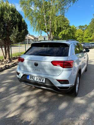 Balts Volkswagen T-Roc 2021 Tallina, ar dzinēja tilpumu 1.50 L un nobraukumu 55 tūkst. km par 20700 €, foto 5 vietnē AUTOMOTO.COM.LV