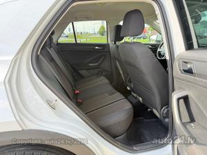 White Volkswagen T-Roc 2021 in Tartu, with an engine capacity of 1.50 L and mileage of 58 thousand km for 20490 €, photo 10 on AUTOMOTO.COM.LV