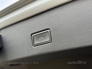 White Volkswagen T-Roc 2021 in Tartu, with an engine capacity of 1.50 L and mileage of 58 thousand km for 20490 €, photo 20 on AUTOMOTO.COM.LV