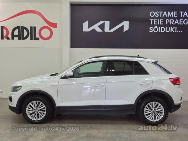 Balts Volkswagen T-Roc 2021 Hāpsalu, ar dzinēja tilpumu 2.00 L un nobraukumu 246 tūkst. km par 16999 €, foto 1 vietnē AUTOMOTO.COM.LV