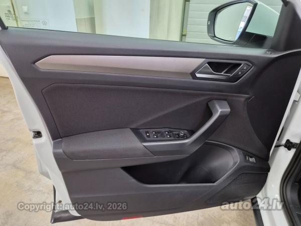 Balts Volkswagen T-Roc 2021 Hāpsalu, ar dzinēja tilpumu 2.00 L un nobraukumu 246 tūkst. km par 16999 €, foto 11 vietnē AUTOMOTO.COM.LV