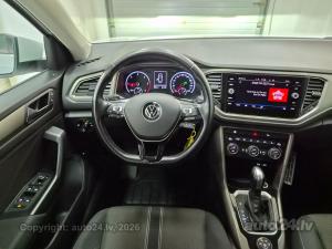 Balts Volkswagen T-Roc 2021 Hāpsalu, ar dzinēja tilpumu 2.00 L un nobraukumu 246 tūkst. km par 16999 €, foto 12 vietnē AUTOMOTO.COM.LV