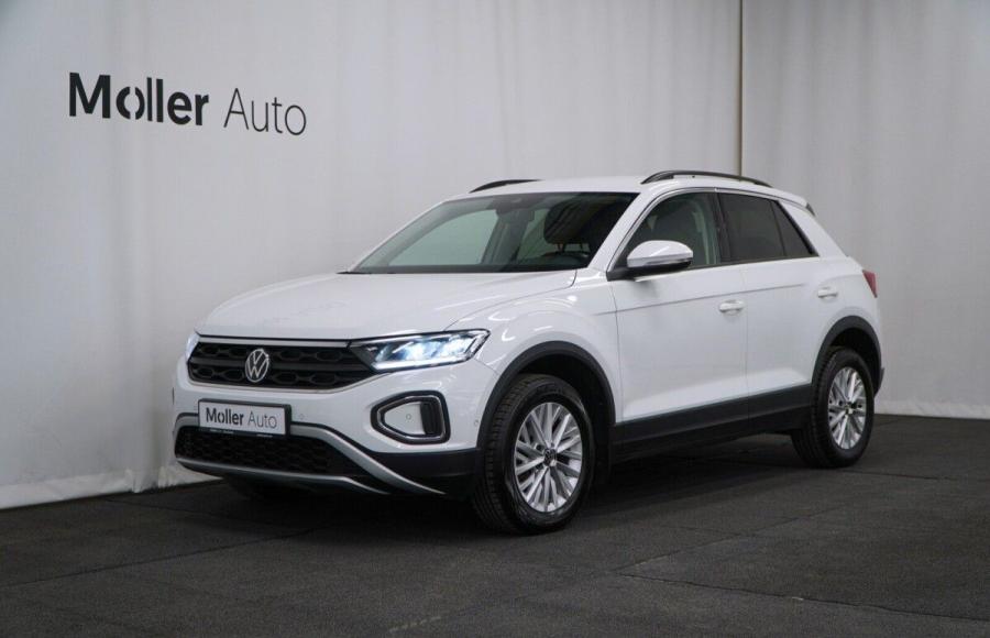 White Volkswagen T-Roc 2022 in Tallinn, with an engine capacity of 1.50 L and mileage of 97 thousand km for 20000 €, photo 5 on AUTOMOTO.COM.LV
