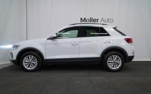 White Volkswagen T-Roc 2022 in Tallinn, with an engine capacity of 1.50 L and mileage of 97 thousand km for 20000 €, photo 7 on AUTOMOTO.COM.LV