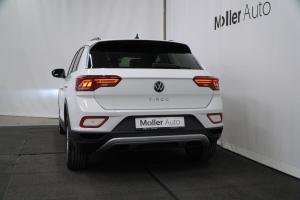 White Volkswagen T-Roc 2022 in Tallinn, with an engine capacity of 1.50 L and mileage of 97 thousand km for 20000 €, photo 9 on AUTOMOTO.COM.LV