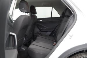 White Volkswagen T-Roc 2022 in Tallinn, with an engine capacity of 1.50 L and mileage of 97 thousand km for 20000 €, photo 12 on AUTOMOTO.COM.LV
