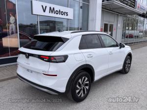 Balts Volkswagen T-Roc 2026 Viljandi, ar dzinēja tilpumu 1.50 L un nobraukumu 10 tūkst. km par 28650 €, foto 5 vietnē AUTOMOTO.COM.LV