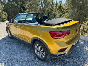 Yellow Volkswagen T-Roc 2021 in Tallinn, with an engine capacity of 1.50 L and mileage of 56 thousand km for 22000 €, photo 3 on AUTOMOTO.COM.LV