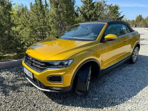 Yellow Volkswagen T-Roc 2021 in Tallinn, with an engine capacity of 1.50 L and mileage of 56 thousand km for 22000 €, photo 4 on AUTOMOTO.COM.LV