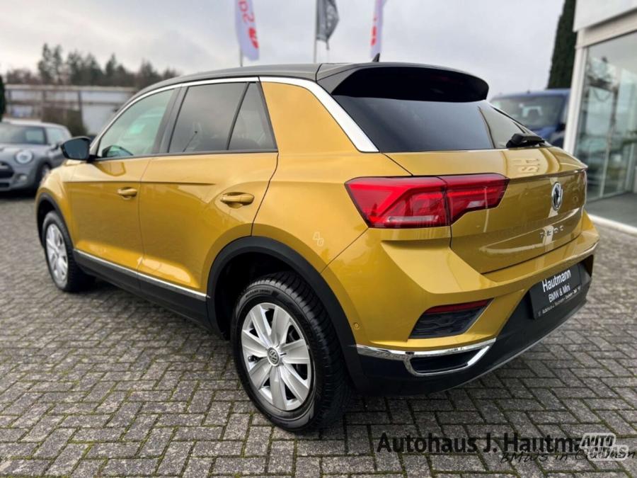 Dzeltens Volkswagen T-Roc 2019 Kauņa, ar dzinēja tilpumu 1.60 L un nobraukumu 14 tūkst. km par 24409 €, foto 4 vietnē AUTOMOTO.COM.LV