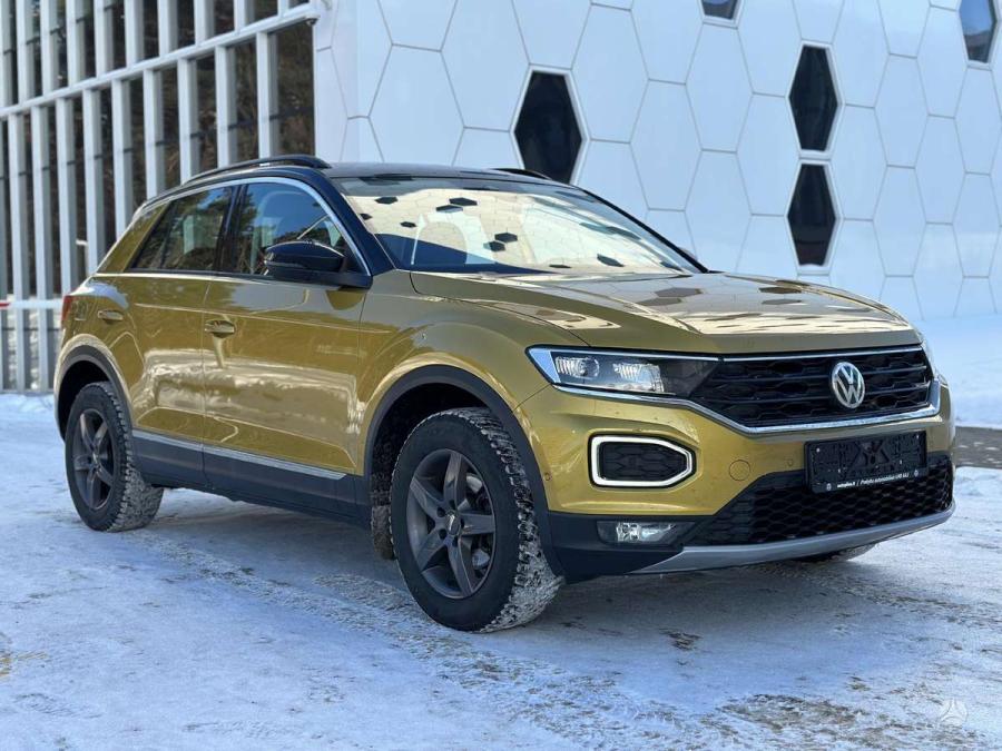 Dzeltens Volkswagen T-Roc 2019 Viļņa, ar dzinēja tilpumu 1.50 L un nobraukumu 89 tūkst. km par 19990 €, foto 3 vietnē AUTOMOTO.COM.LV