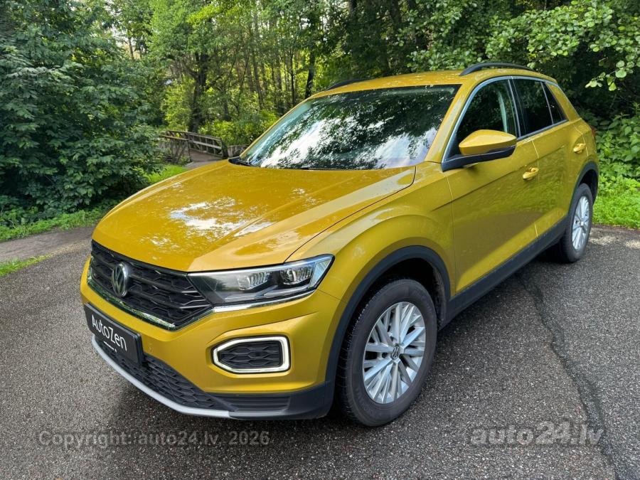 Желтый Фольксваген Ти-Рок 2019 в Таллин, объемом двигателя 2.00 л и пробегом 140 тыс. км за 17500 €, фото 1 на AUTOMOTO.COM.LV