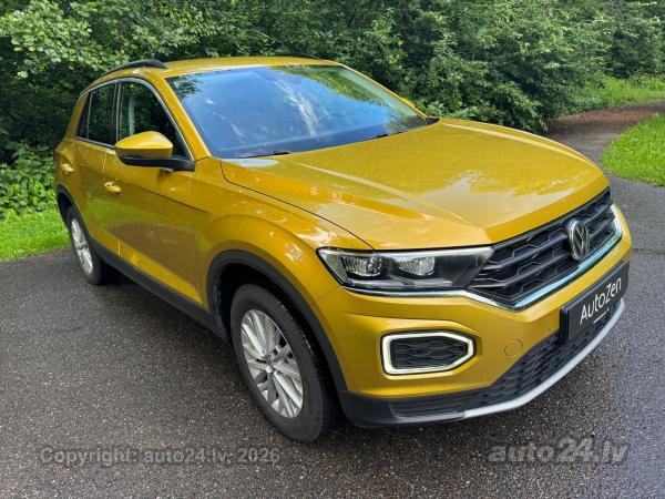 Dzeltens Volkswagen T-Roc 2019 Tallina, ar dzinēja tilpumu 2.00 L un nobraukumu 140 tūkst. km par 17500 €, foto 3 vietnē AUTOMOTO.COM.LV