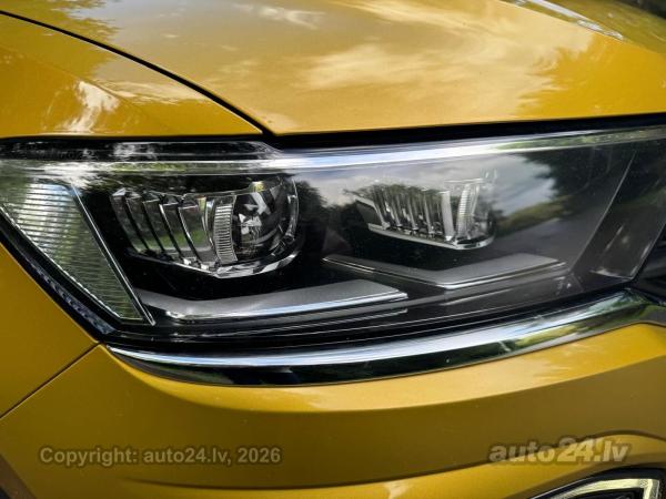 Dzeltens Volkswagen T-Roc 2019 Tallina, ar dzinēja tilpumu 2.00 L un nobraukumu 140 tūkst. km par 17500 €, foto 10 vietnē AUTOMOTO.COM.LV