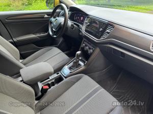 Желтый Фольксваген Ти-Рок 2019 в Таллин, объемом двигателя 2.00 л и пробегом 140 тыс. км за 17500 €, фото 15 на AUTOMOTO.COM.LV