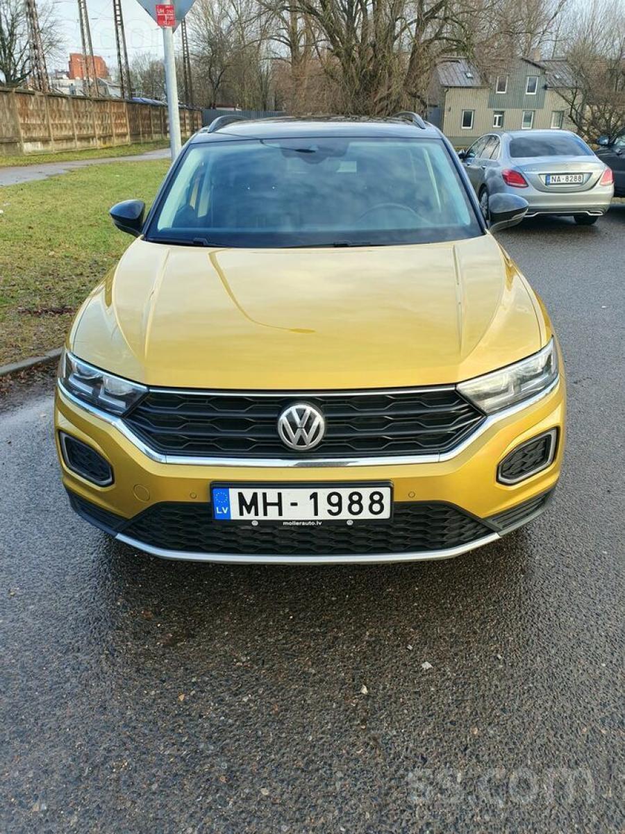 Dzeltens Volkswagen T-Roc 2019 Rīga, ar dzinēja tilpumu 2.00 L un nobraukumu 76 tūkst. km par 17000 €, foto 3 vietnē AUTOMOTO.COM.LV