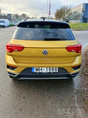 Dzeltens Volkswagen T-Roc 2019 Rīga, ar dzinēja tilpumu 2.00 L un nobraukumu 76 tūkst. km par 17000 €, foto 4 vietnē AUTOMOTO.COM.LV