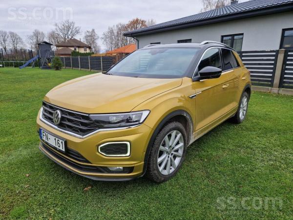 Dzeltens Volkswagen T-Roc 2019 Rīga, ar dzinēja tilpumu 2.00 L un nobraukumu 84 tūkst. km par 19100 €, foto 4 vietnē AUTOMOTO.COM.LV