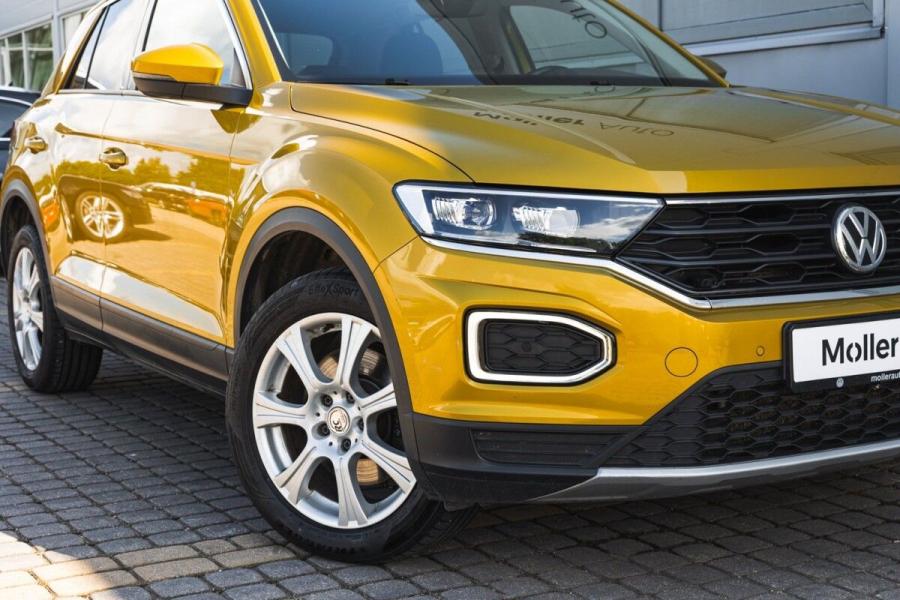Dzeltens Volkswagen T-Roc 2019 Ventspils, ar dzinēja tilpumu 2.00 L un nobraukumu 90 tūkst. km par 17450 €, foto 10 vietnē AUTOMOTO.COM.LV