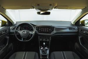 Dzeltens Volkswagen T-Roc 2019 Ventspils, ar dzinēja tilpumu 2.00 L un nobraukumu 90 tūkst. km par 17450 €, foto 14 vietnē AUTOMOTO.COM.LV