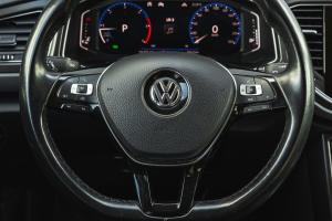 Dzeltens Volkswagen T-Roc 2019 Ventspils, ar dzinēja tilpumu 2.00 L un nobraukumu 90 tūkst. km par 17450 €, foto 18 vietnē AUTOMOTO.COM.LV