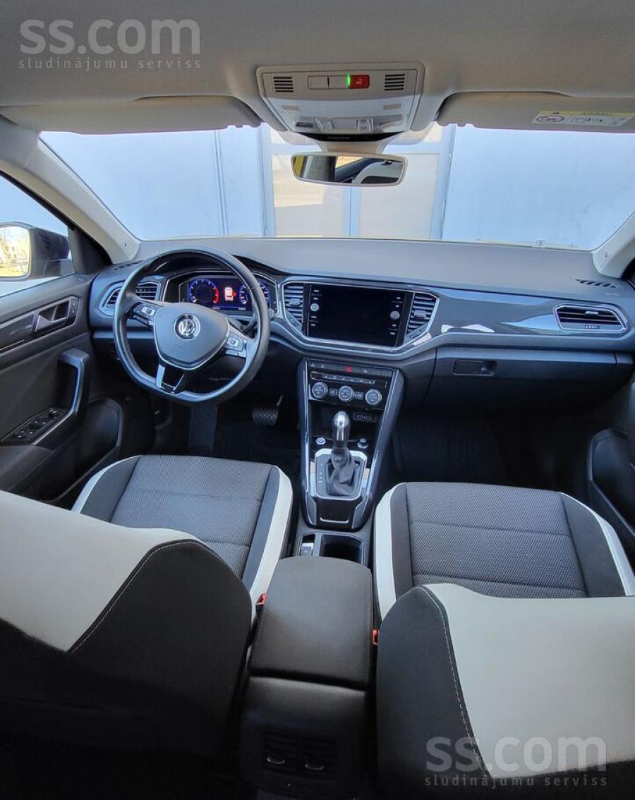 Dzeltens Volkswagen T-Roc 2020 Rīga, ar dzinēja tilpumu 1.50 L un nobraukumu 141 tūkst. km par 18000 €, foto 7 vietnē AUTOMOTO.COM.LV