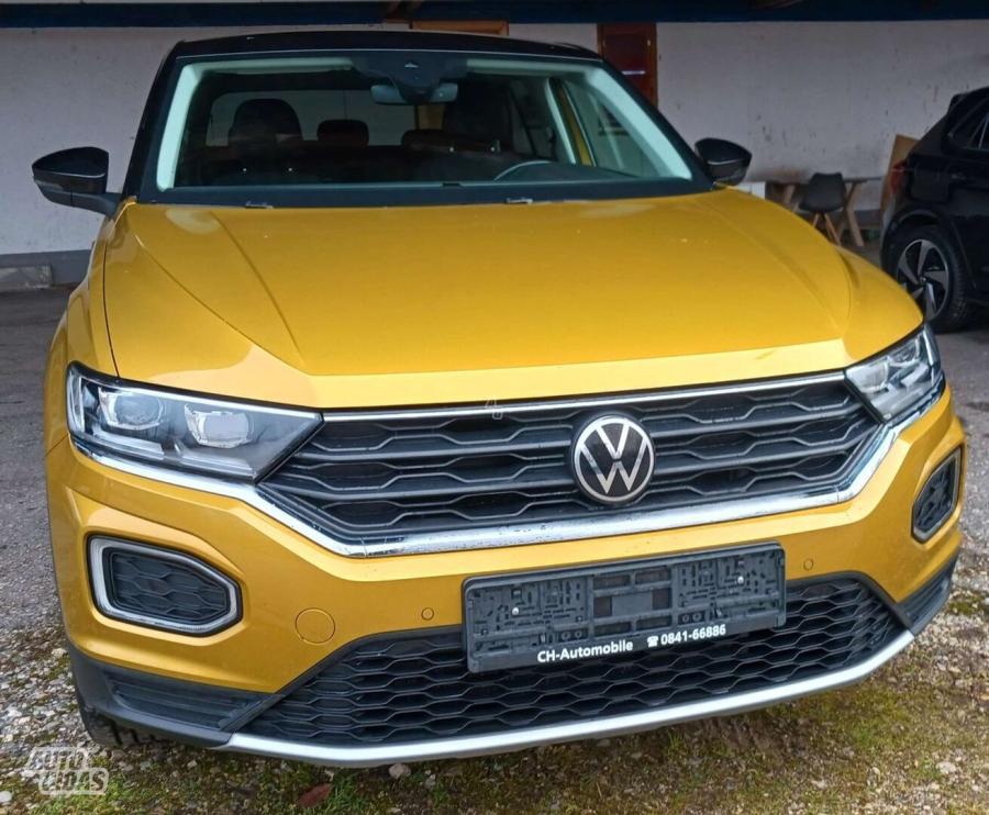 Dzeltens Volkswagen T-Roc 2021 Kauņa, ar dzinēja tilpumu 1.50 L un nobraukumu 79 tūkst. km par 22170 €, foto 3 vietnē AUTOMOTO.COM.LV