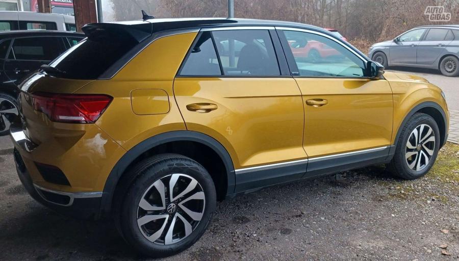 Dzeltens Volkswagen T-Roc 2021 Kauņa, ar dzinēja tilpumu 1.50 L un nobraukumu 79 tūkst. km par 22170 €, foto 5 vietnē AUTOMOTO.COM.LV