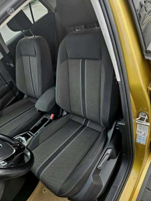 Yellow Volkswagen T-Roc 2021 in Vilnius, with an engine capacity of 1.50 L and mileage of 88 thousand km for 19990 €, photo 12 on AUTOMOTO.COM.LV