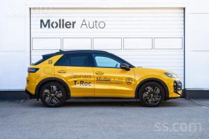 Dzeltens Volkswagen T-Roc 2026 Rīga, ar dzinēja tilpumu 1.50 L un nobraukumu 8 tūkst. km par 36250 €, foto 6 vietnē AUTOMOTO.COM.LV