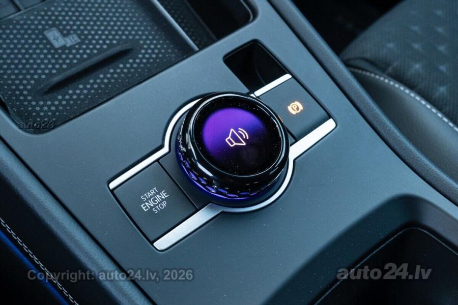 Dzeltens Volkswagen T-Roc 2026 Rīga, ar dzinēja tilpumu 1.50 L un nobraukumu 8 tūkst. km par 37149 €, foto 19 vietnē AUTOMOTO.COM.LV