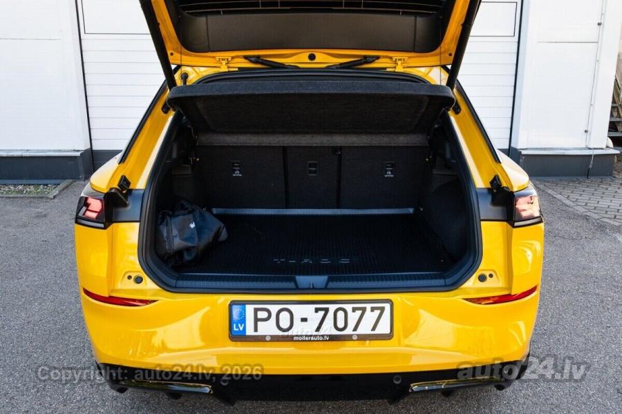 Dzeltens Volkswagen T-Roc 2026 Rīga, ar dzinēja tilpumu 1.50 L un nobraukumu 8 tūkst. km par 37149 €, foto 20 vietnē AUTOMOTO.COM.LV